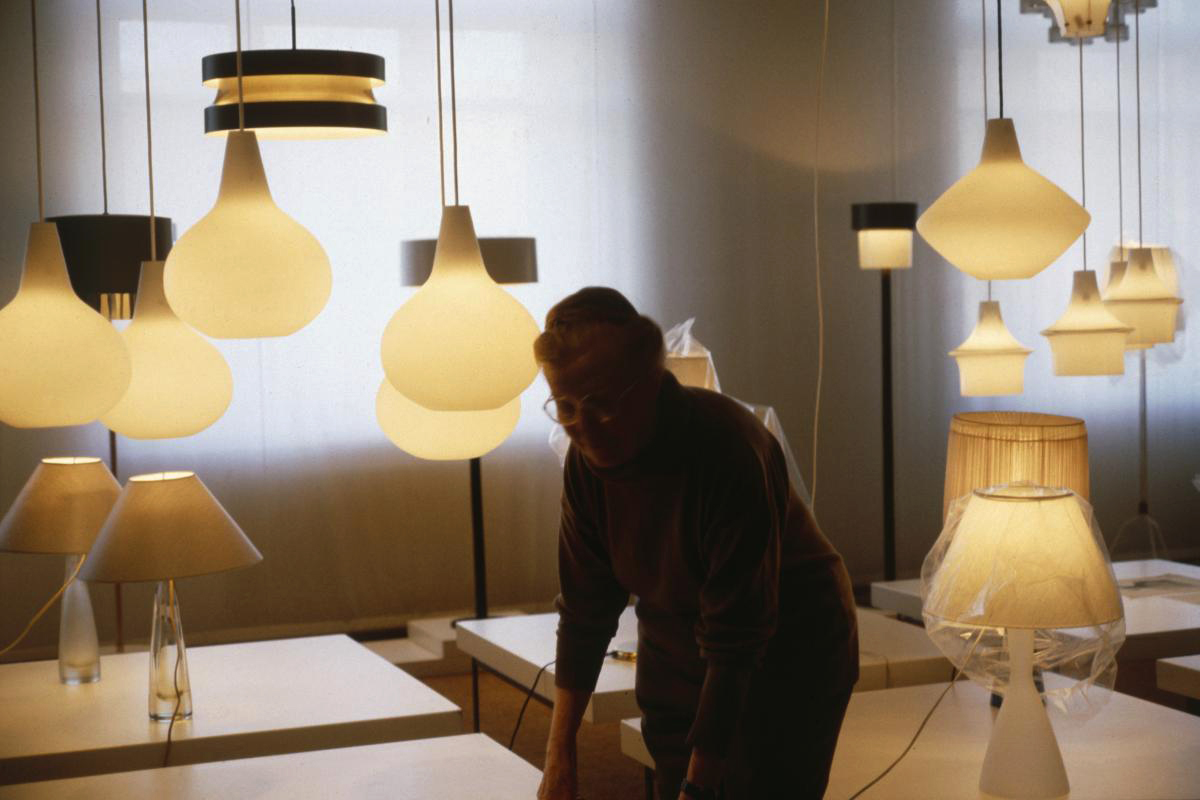 Lisa Johansson-Pape, muotoilija ja valaisun mestari